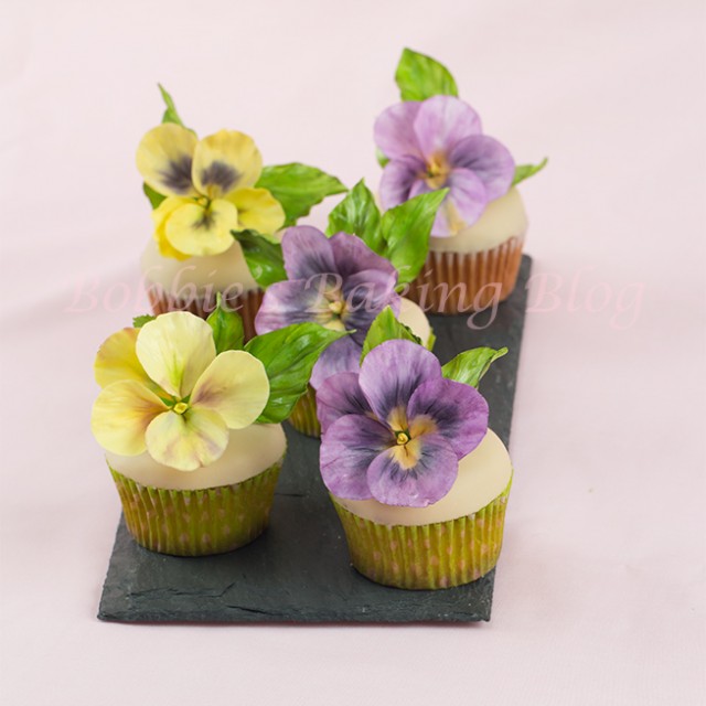 How to Create Sugar Paste Pansy | Bobbies Baking Blog