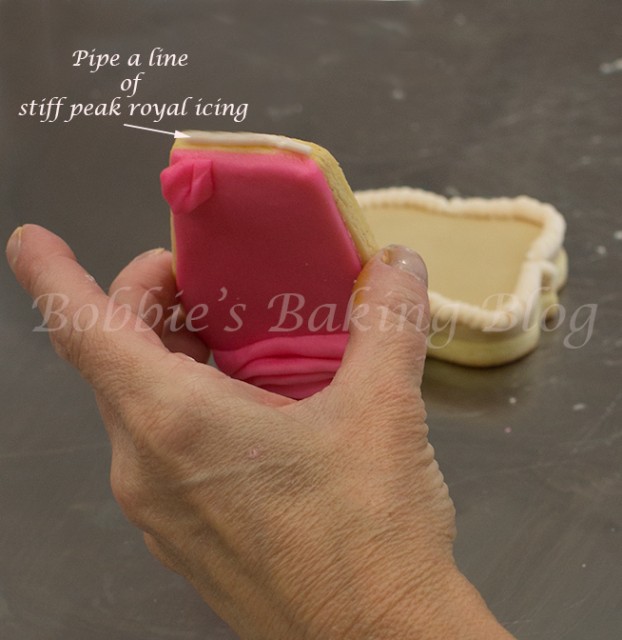 Fondant Linen Sugar Cookie Dress Tutorial | Bobbies Baking Blog